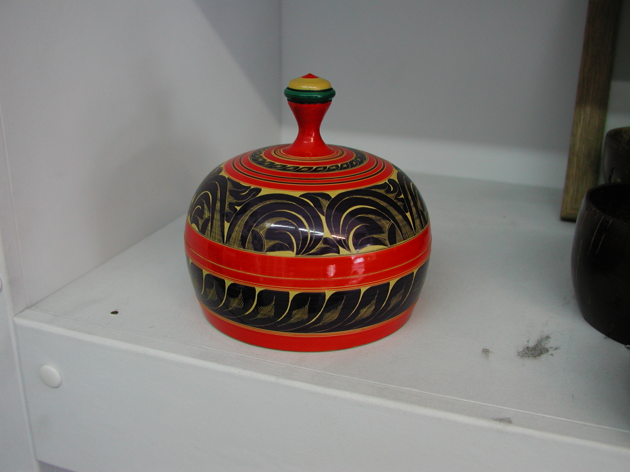 Lacquer Containers – Creativity Maldives